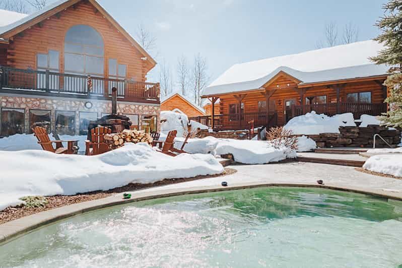 From Montreal: Natur'Eau Spa Day Trip with Admission Ticket - Arriving at Natur’Eau