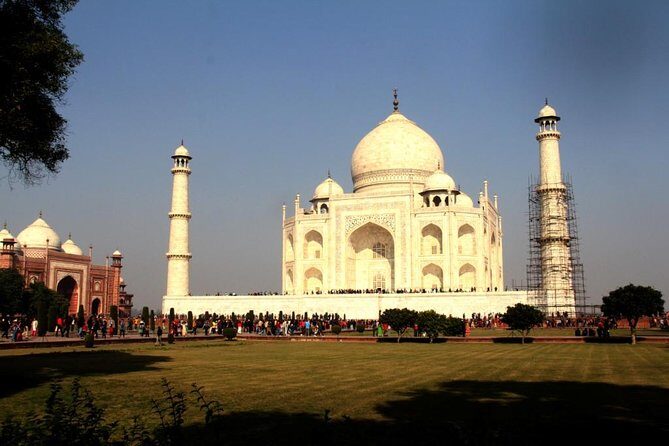 From Mumbai: 2-Days Taj Mahal Sunrise Tour with Flight & Hotel - Key Points