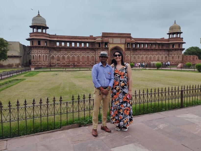 From Mumbai: Agra Sightseeing with Taj Mahal Sunrise - Return to Delhi: The End of the Day