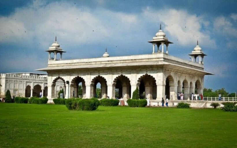 From Mumbai: Taj Mahal & Agra 2 Days Experience with Flights - An in-depth Look at the 2-Day Taj Mahal & Agra Tour from Mumbai