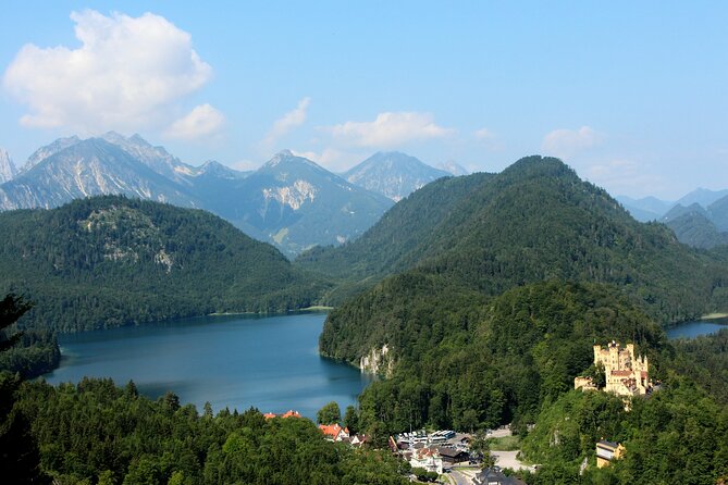 From Munich: Neuschwanstein Castle and Linderhof Private Tour - Who Should Consider This Tour?