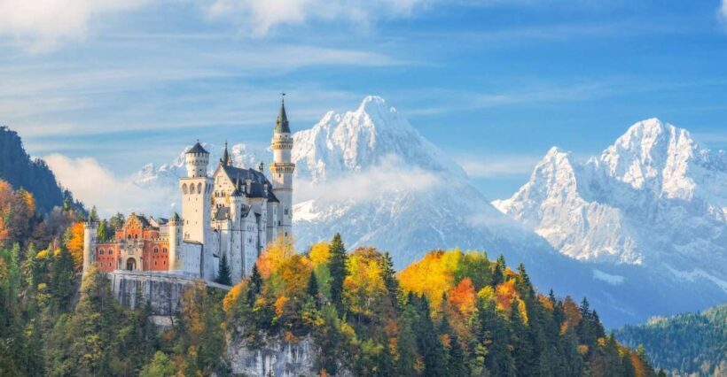From Munich: Trip to Neuschwanstein & Linderhof in Spanish - Key Points