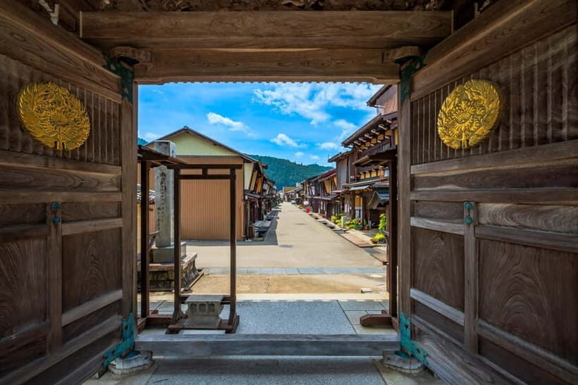 From Nagoya: Gujo, Hida Takayama, and Shirakawa-go Day Tour - Key Points