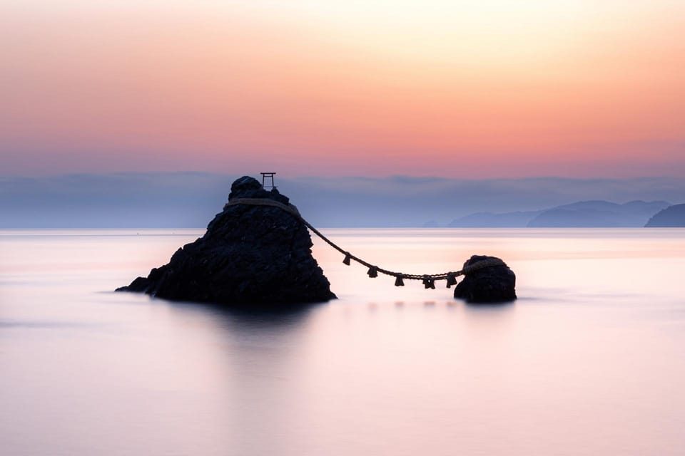 From Nagoya: Ise's Sacred Shrines and Captivating Coastlines - Exploring the Grandeur of Ise Grand Shrine