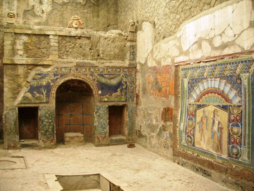 From Naples: 2-Hour Herculaneum Kid-Friendly Tour - Key Points