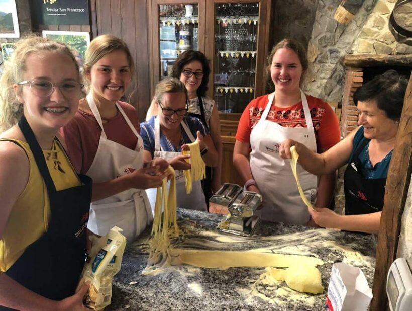From Naples: Amalfi Coast Tour & Cooking Class with Transfer - Key Points