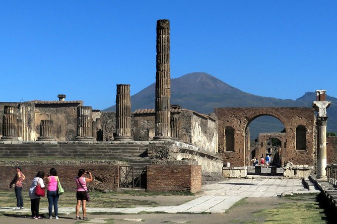 From Naples: Pompeii Shared Tour With Guide and Tickets Included - Inclusions and Transportation