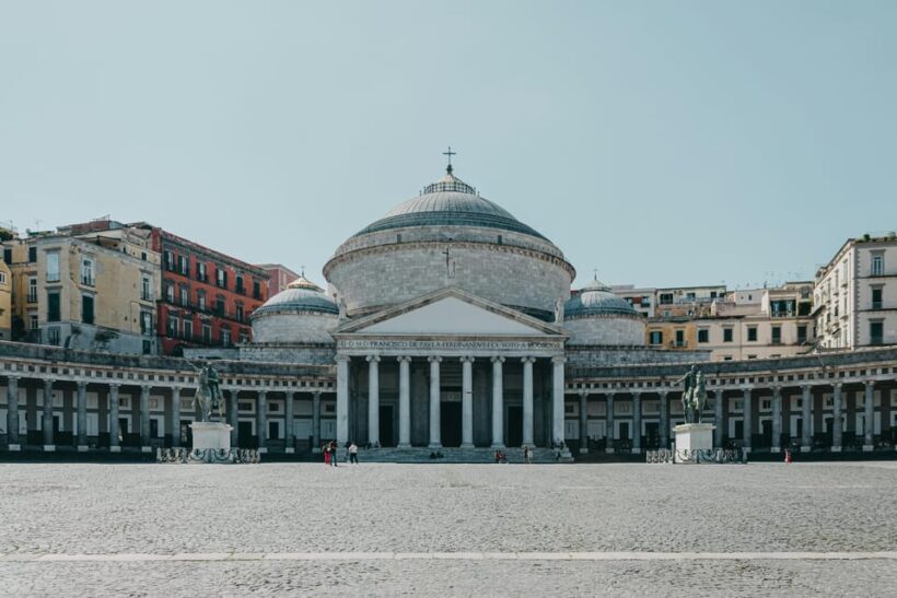From Naples: Tour of Naples in a day - FAQ
