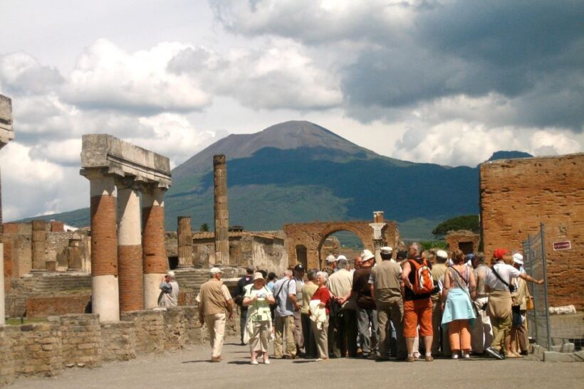From Naples: Transfer to Positano with Pompeii Guided Tour - FAQ