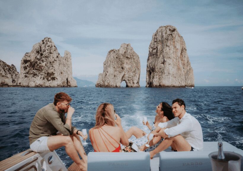 From Napoli: Luxury Boat Tour of Capri & Amalfi Coast - From Napoli: Luxury Boat Tour of Capri & Amalfi Coast