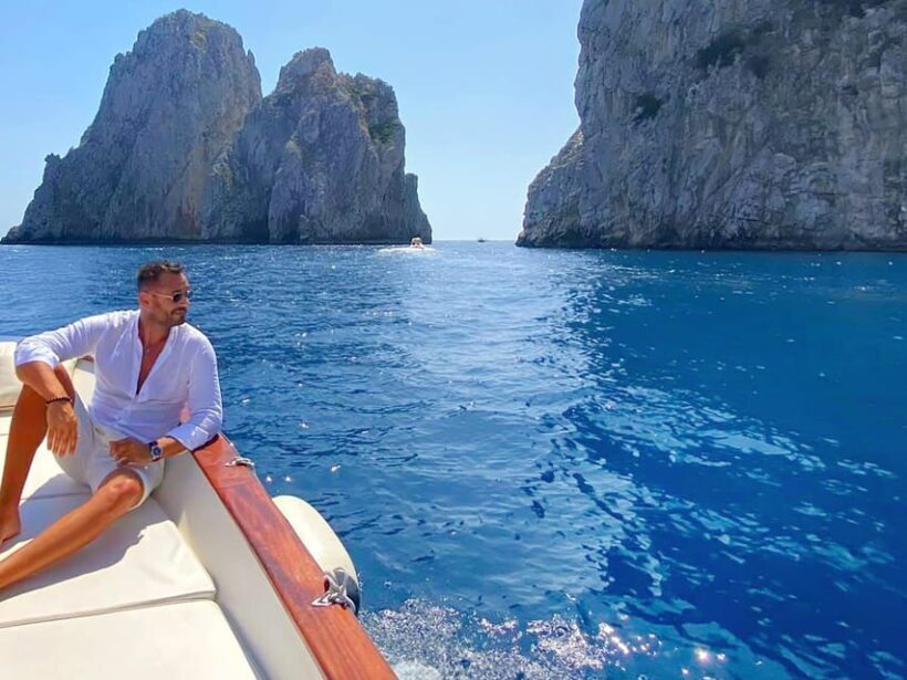 From Napoli to Paradise: A Journey through Capri - An Enchanting Day on a Mediterranean Gem