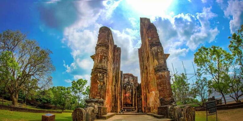 From Negombo: Full-Day Unesco City of Anuradhapura Trip - How the Experience Feels