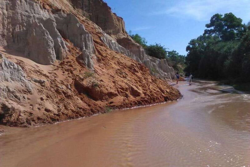 From Nha Trang: 4-Day Tour to Mui Ne with Wine Castle Visit - Who Should Consider This Tour?