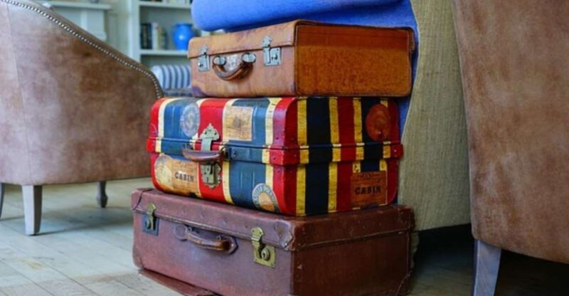 From Niagara Falls: Toronto Airport Private Transfer - Key Points