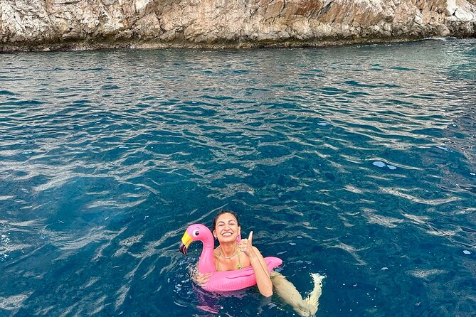 From Nice : Mala Caves and Bay of Villefranche Midday Boat Tour - Exploring the Mala Caves