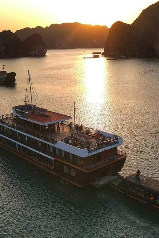 From Ninh Binh: 2Days Cozy Boutique Lan Ha Bay Cruise & BBQ - Key Points