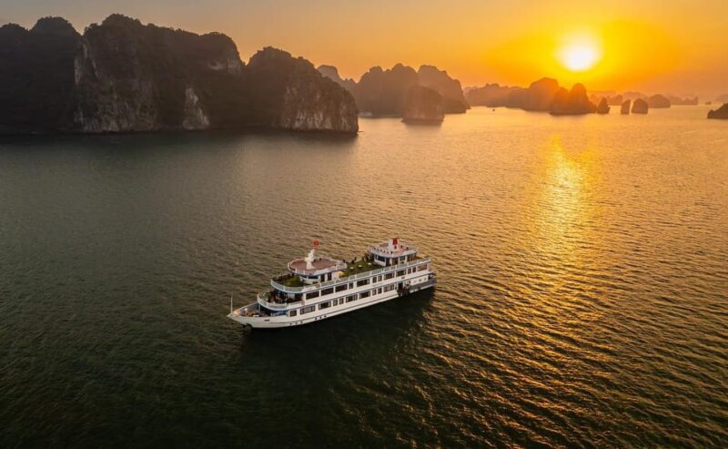From Ninh Binh : Bai Tu Long Bay Swan Cruise 2-3 Days Trip - Who is this tour best for?