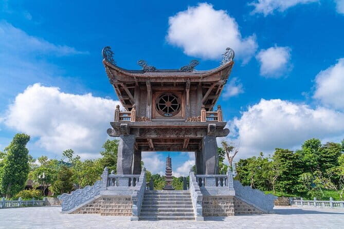 From Ninh Binh: Full-Day Trip to Bai Dinh, Mua Cave and Trang An - Exploring the Best of Northern Vietnam: A Review of the Full-Day Ninh Binh Tour to Bai Dinh, Mua Cave, and Trang An