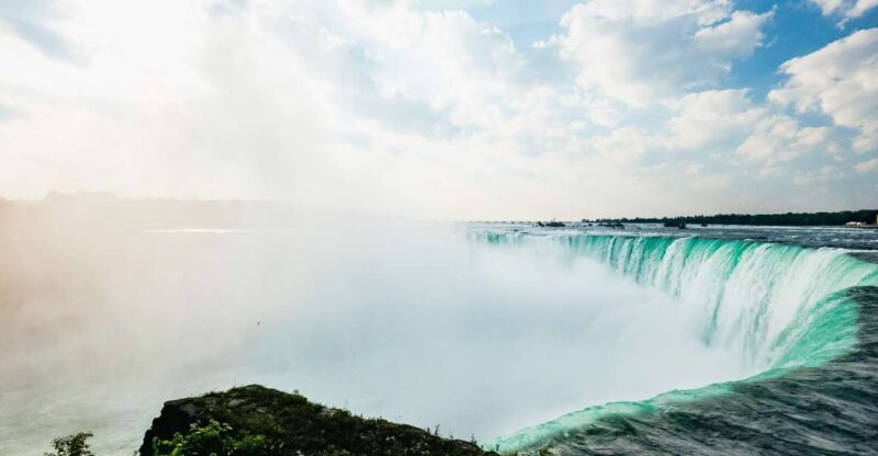 From NYC: Niagara Falls with Outlet Shopping, 2-Day Tour - Accommodation and Food