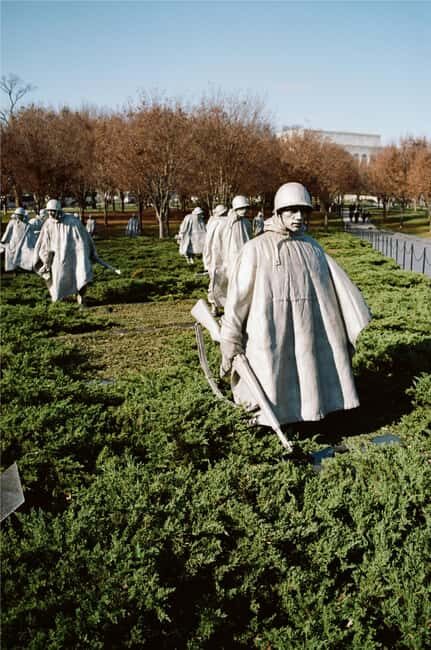 From NYC: Washington Highlights Guided One Day Tour - Crossing into Washington D.C.: Constitution Avenue and Landmark Sights