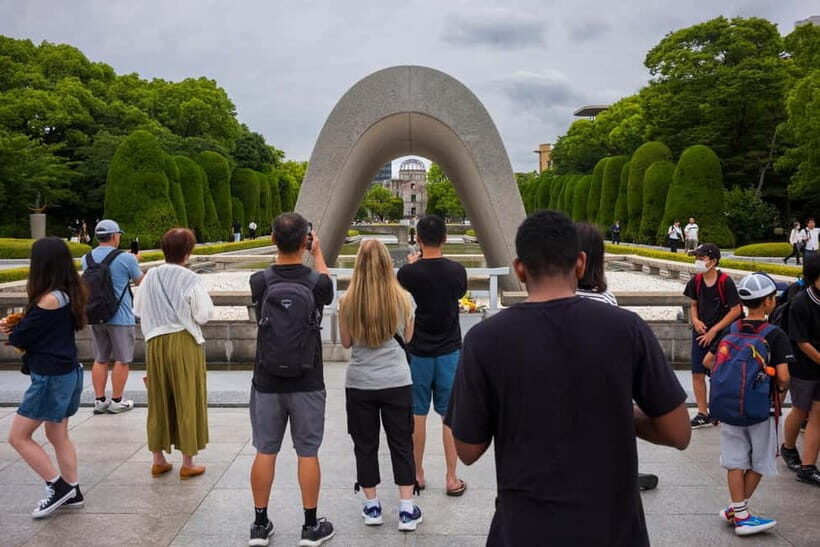 From Osaka: Hiroshima and Miyajima Day Trip by Bullet Train - The Journey Begins: Osaka to Hiroshima by Bullet Train