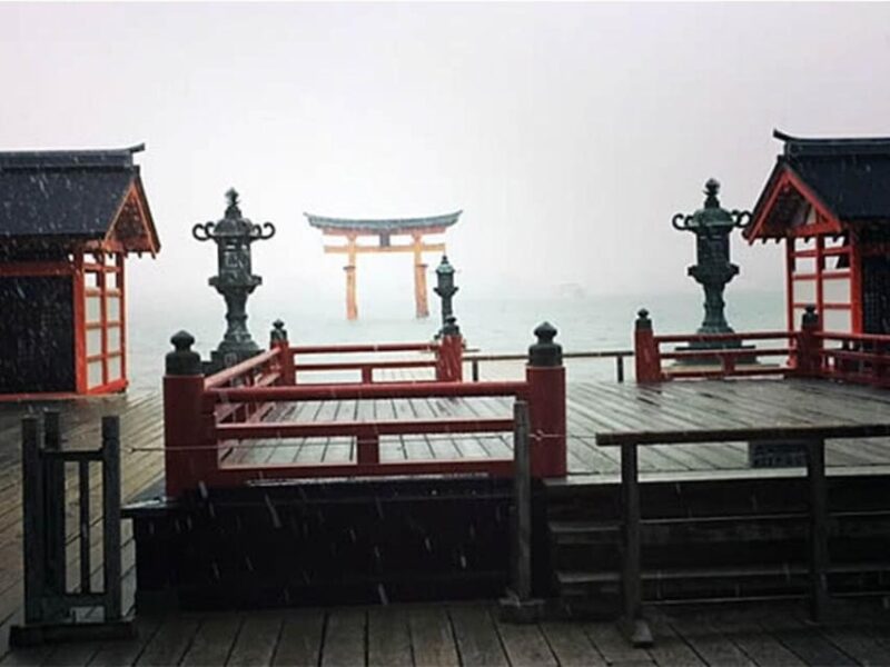 From Osaka/Kyoto: Hiroshima & Miyajima Private Guided Tour - Key Points