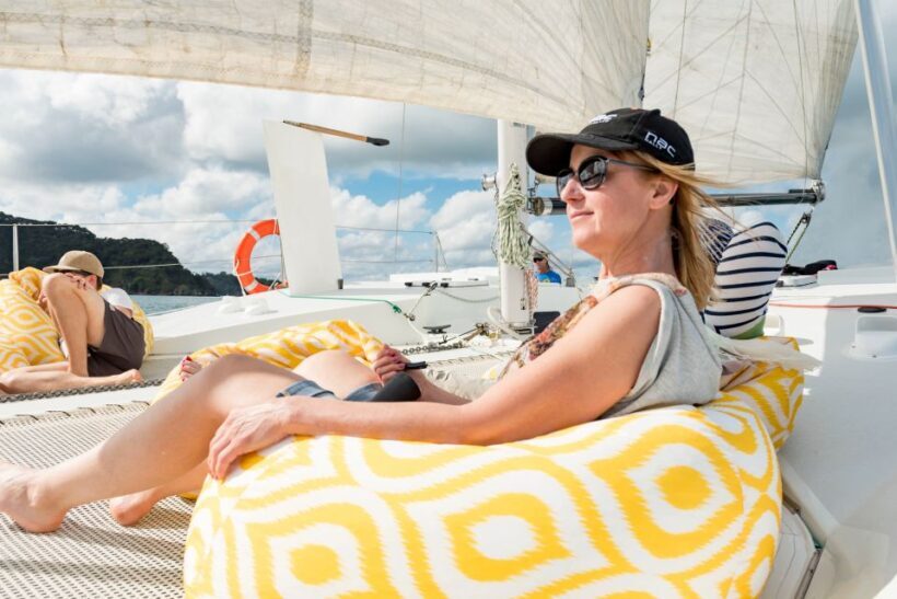 From Paihia: Island-Hopper Sailing Cruise with Picnic Lunch - Key Points