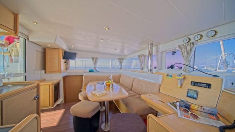 From Palau: Catamaran tour in La Maddalena Archipelago - Key Points