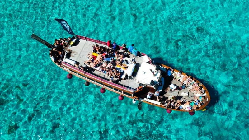 From Palau/La Maddal: Boat Tour of La Maddalena Archipelago - Sailing to Spargi and Cala Connari