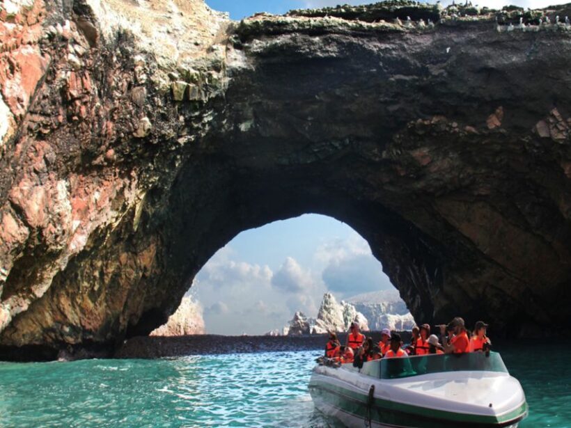 From Paracas: Ballestas Island Boat Tour with entrances - FAQs