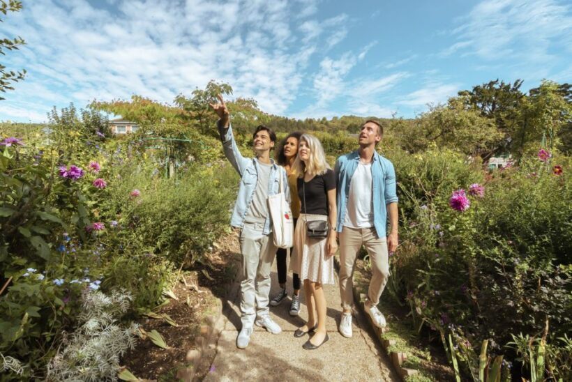 From Paris: Day Trip to Giverny & Versailles with Lunch - FAQs