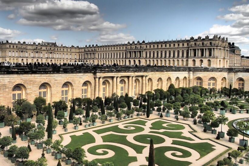 From Paris: Giverny and Versailles Private Full-Day Trip - Introduction: The Allure of Versailles and Giverny in One Day