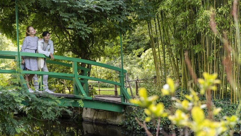 From Paris: Monet Impressionism Tour to Giverny by Minibus - Key Points