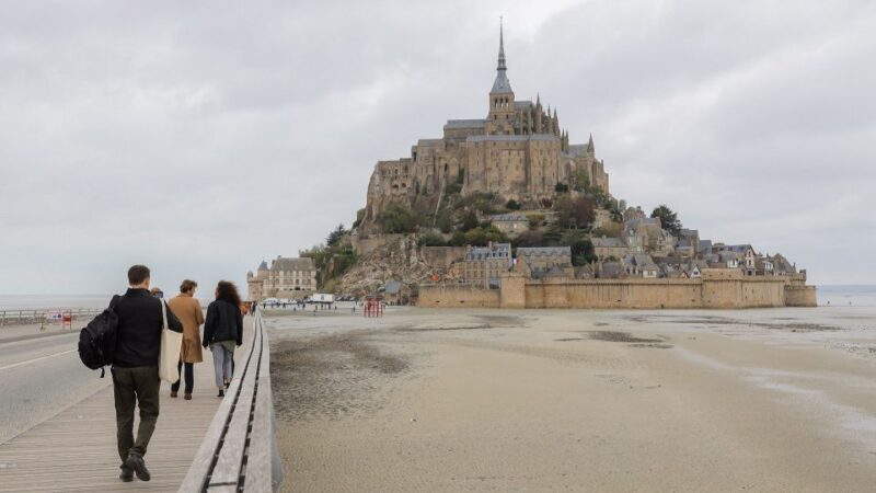 From Paris: Mont St Michel and Loire Valley 2 Day Tour - FAQ