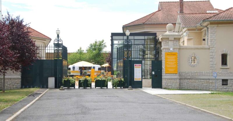 From Paris: Private Champagne tour, Veuve Clicquot and more - Who Should Consider This Tour?