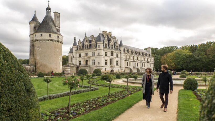 From Paris: Small-Group Tour of Loire Castles - Key Points