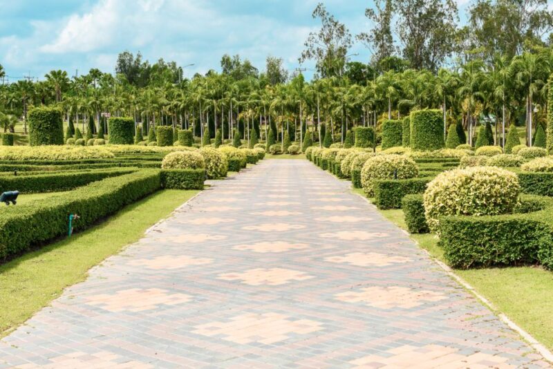 From Paris: Versailles Full-Day Guided Tour with Lunch - Why This Tour Stands Out