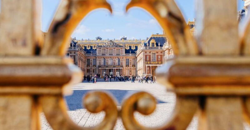 From Paris: Versailles Palace & Gardens with Transportation - Key Points