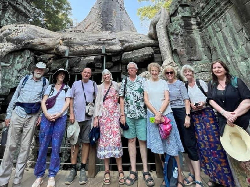 From Phnom Penh: Siem Reap & Angkor Wat Day Trip With Lunch - What’s Included and What’s Not
