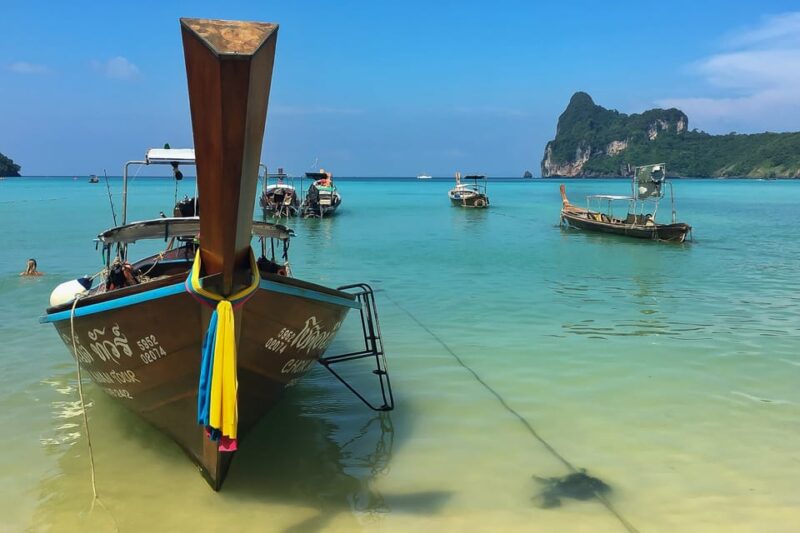 From Phuket Or Khao Lak: Phi Phi Islands Early Bird Tour - How the Experience Feels