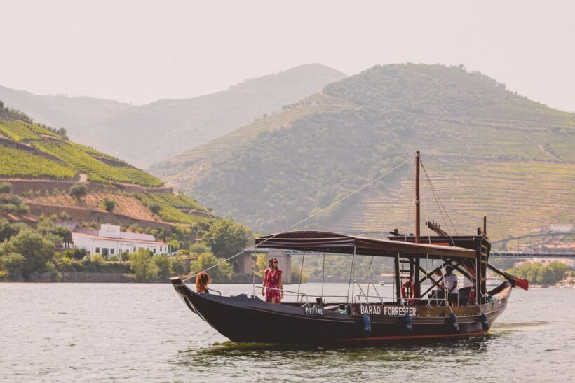 From Pinhão: Private Rabelo Boat Douro Tour with Port Wine - Key Points