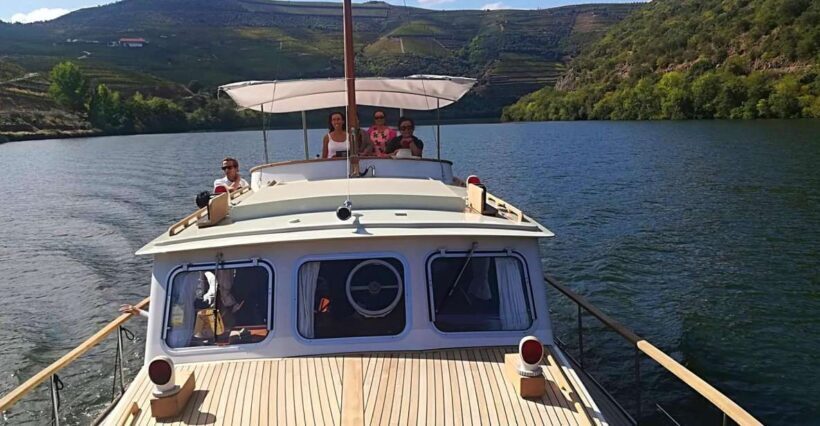 From Pinhão: Private Yacht Cruise along the Douro River - A Closer Look at the Experience