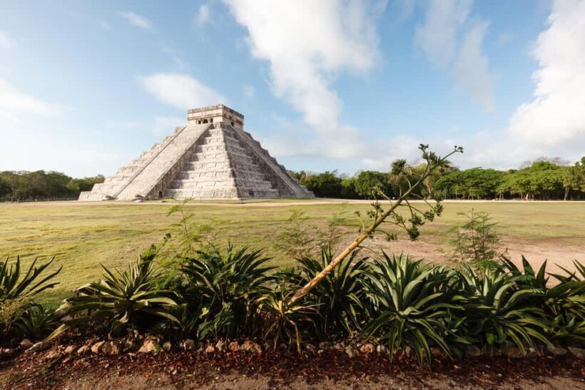 From Playa del Carmen: Tour to Chichén Itzá, Valladolid with Cenote and buffet - The Experience in Detail
