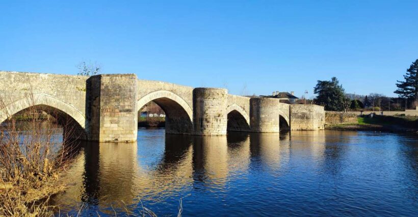 From Poitiers: Private Tour of Saint-Savin - Who Will Love This Tour