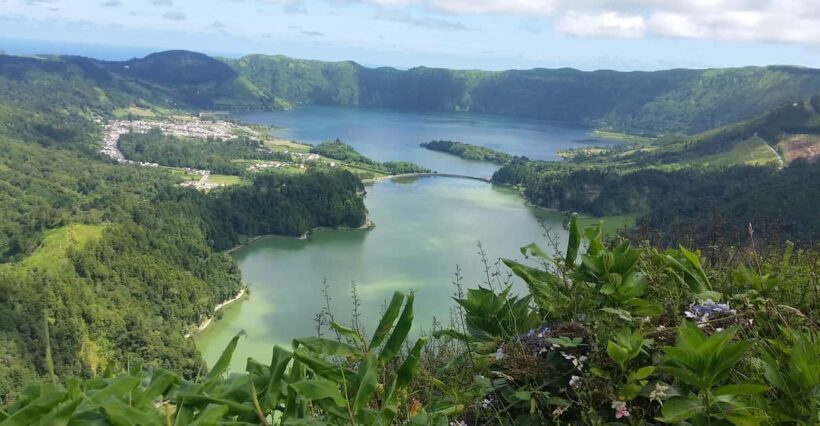 From Ponta Delgada: Sete Cidades Lakes & Fire Lake Day Tour - Practical Tips