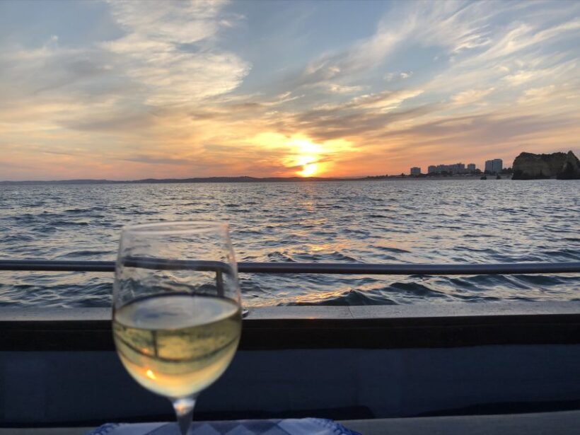 From Portimão: Sunset Boat Trip with Wine - Authentic Experiences and What the Reviews Say