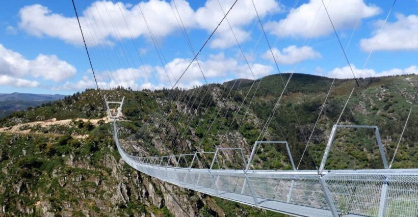 From Porto: 516 Arouca Bridge and Paiva Walkways Guided Tour - An In-Depth Look at the Tour Experience