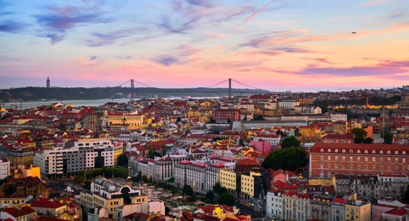 From Porto: Private Sightseeing Lisbon Tour - Key Points