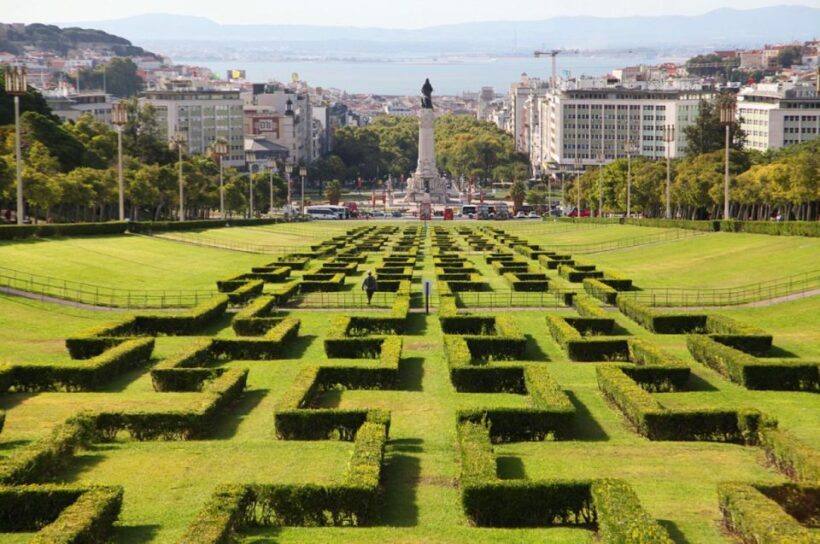 From Porto: Private Sightseeing Lisbon Tour - Authenticity and Insights from Reviews