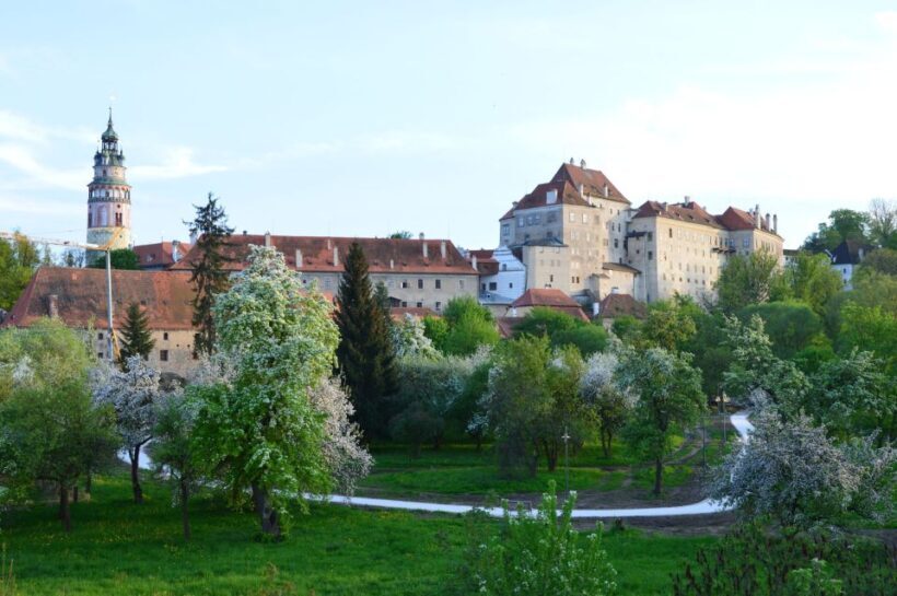 From Prague: Full-Day Trip to eský Krumlov - An Introduction to Cesky Krumlov and the Tour Experience